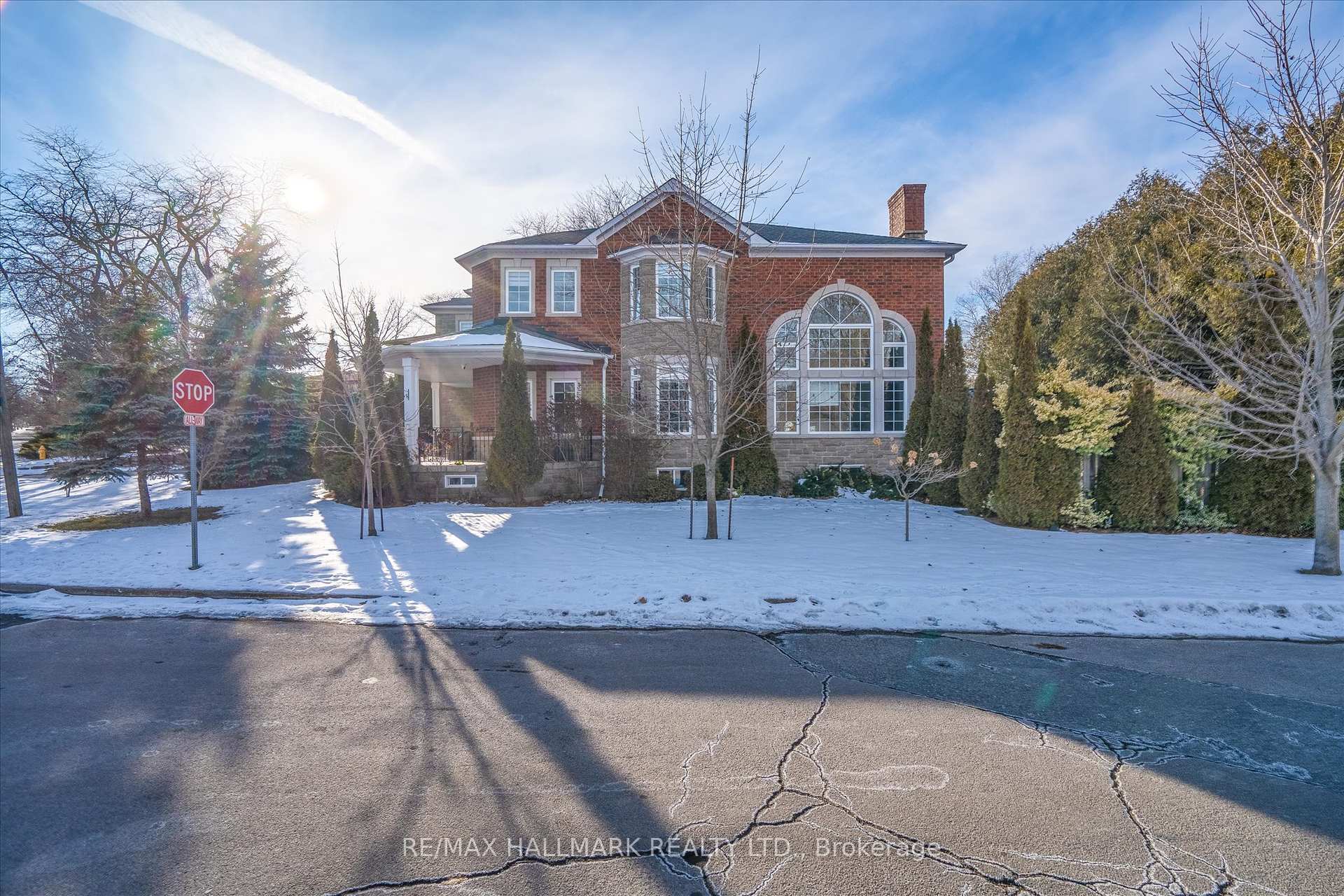 92 Hill Crescent, Toronto, ON M1M 1J6