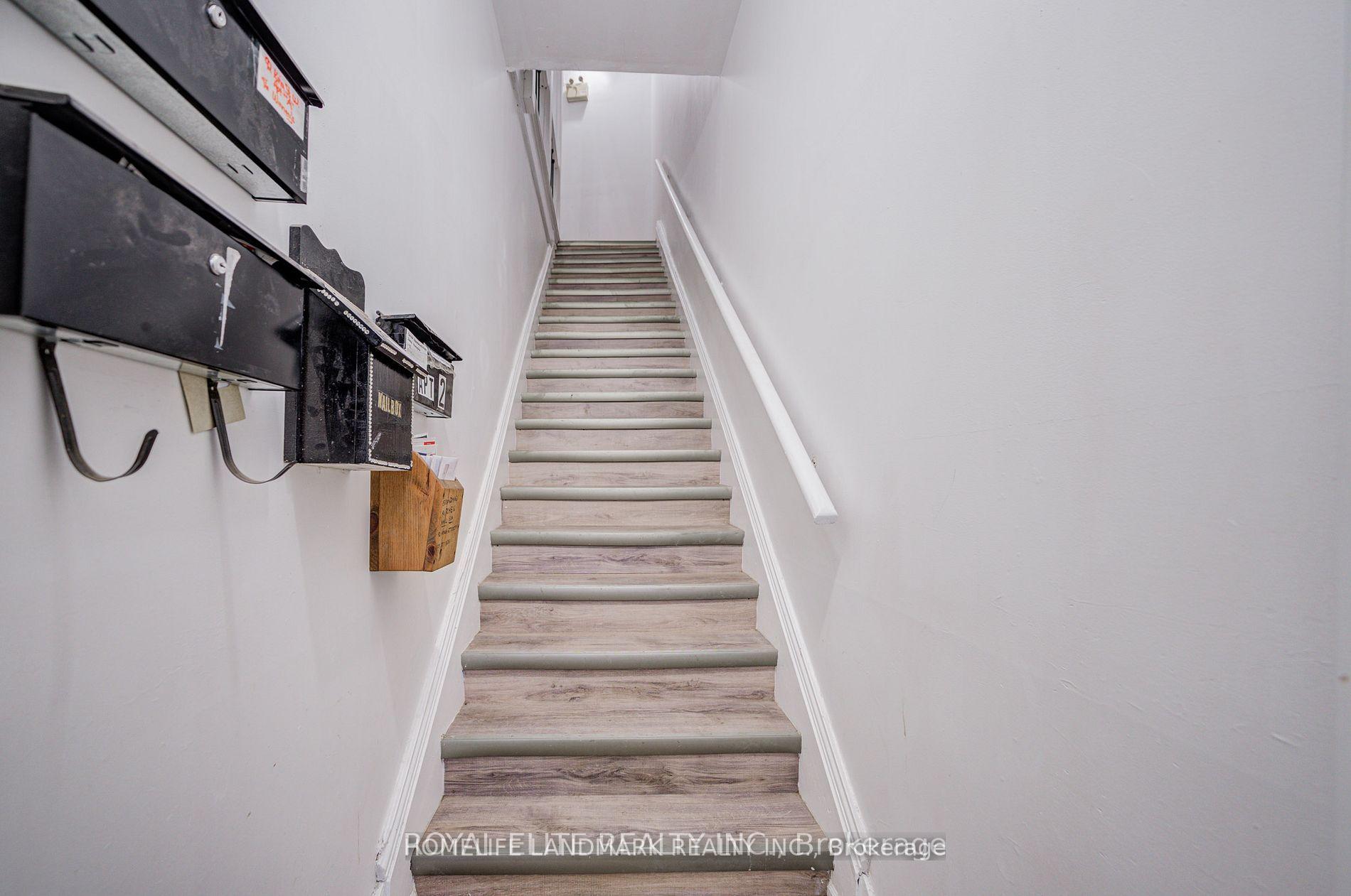 Apartment C - 92 King Street W, Cobourg, ON K9A 2M4