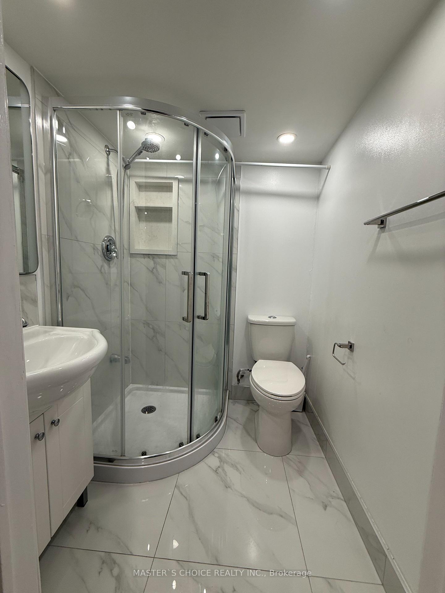 Bsmt - 92 Loganberry Crescent, Toronto, ON M2H 3H1