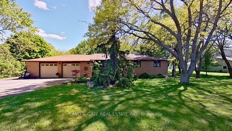 92 Murray Street, Quinte West, ON K8V 2E7