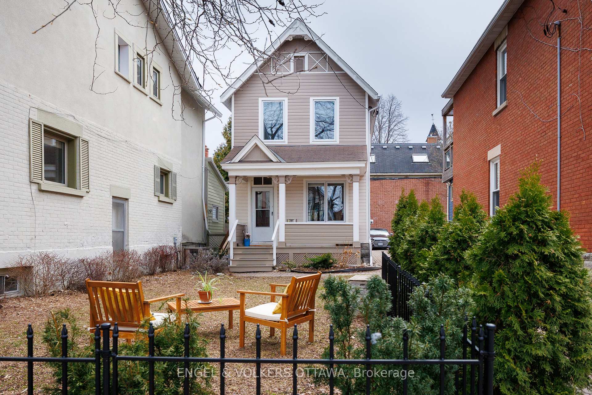 92 Third Avenue, Glebe - Ottawa East and Area, ON K1S 2J8