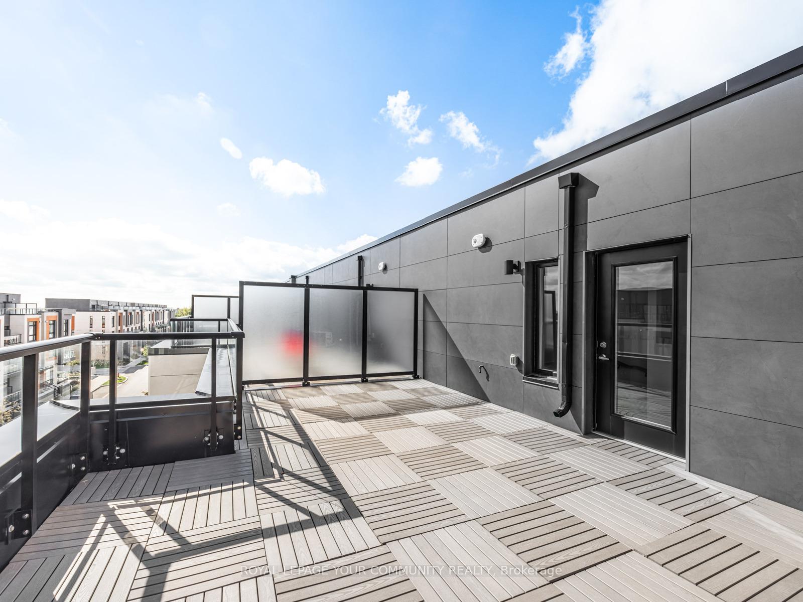 920 - 2 Steckley House Lane, Richmond Hill, ON L4S 0N4