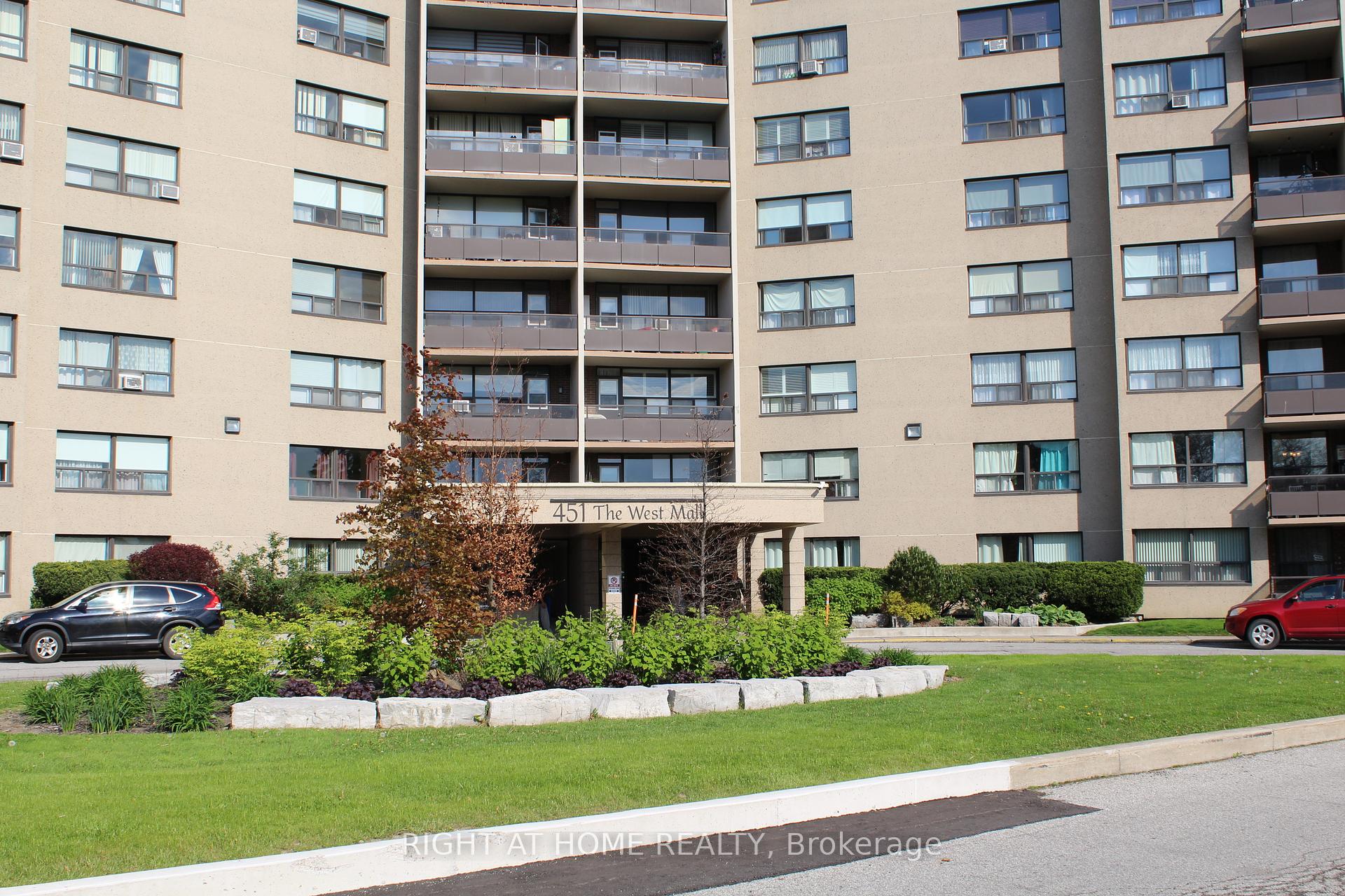 920 - 451 The West Mall, Toronto, ON M9C 1G1