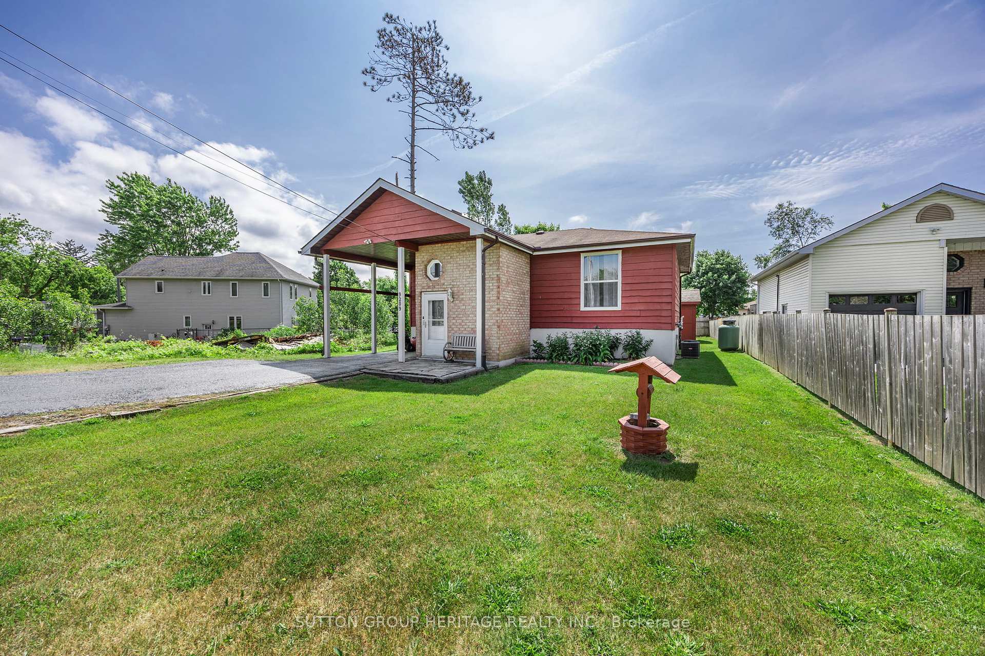 9209 Highway 11 N, Severn, ON L3V 0Y8