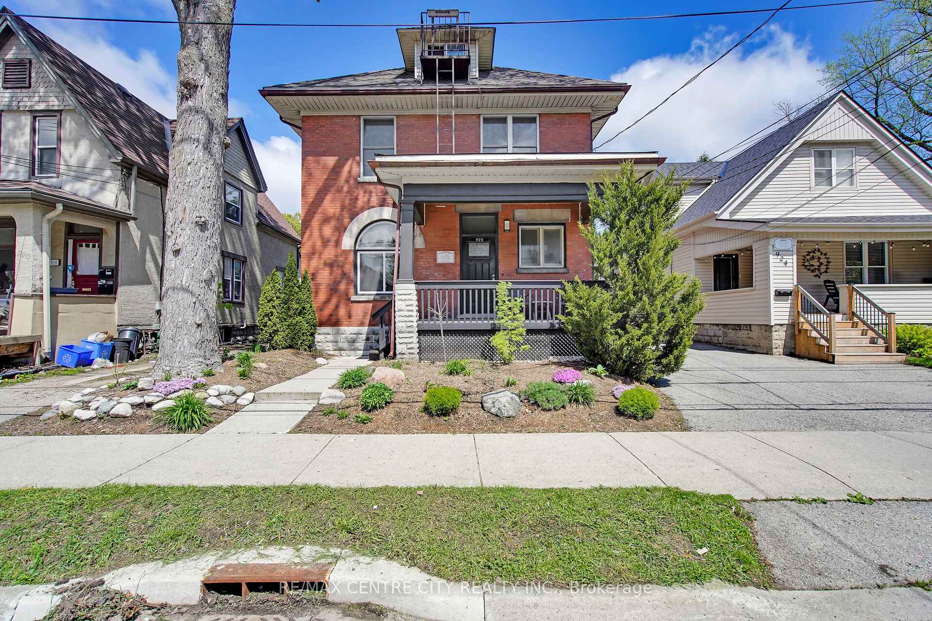 922 Queens Avenue, London East, ON N5W 3H8