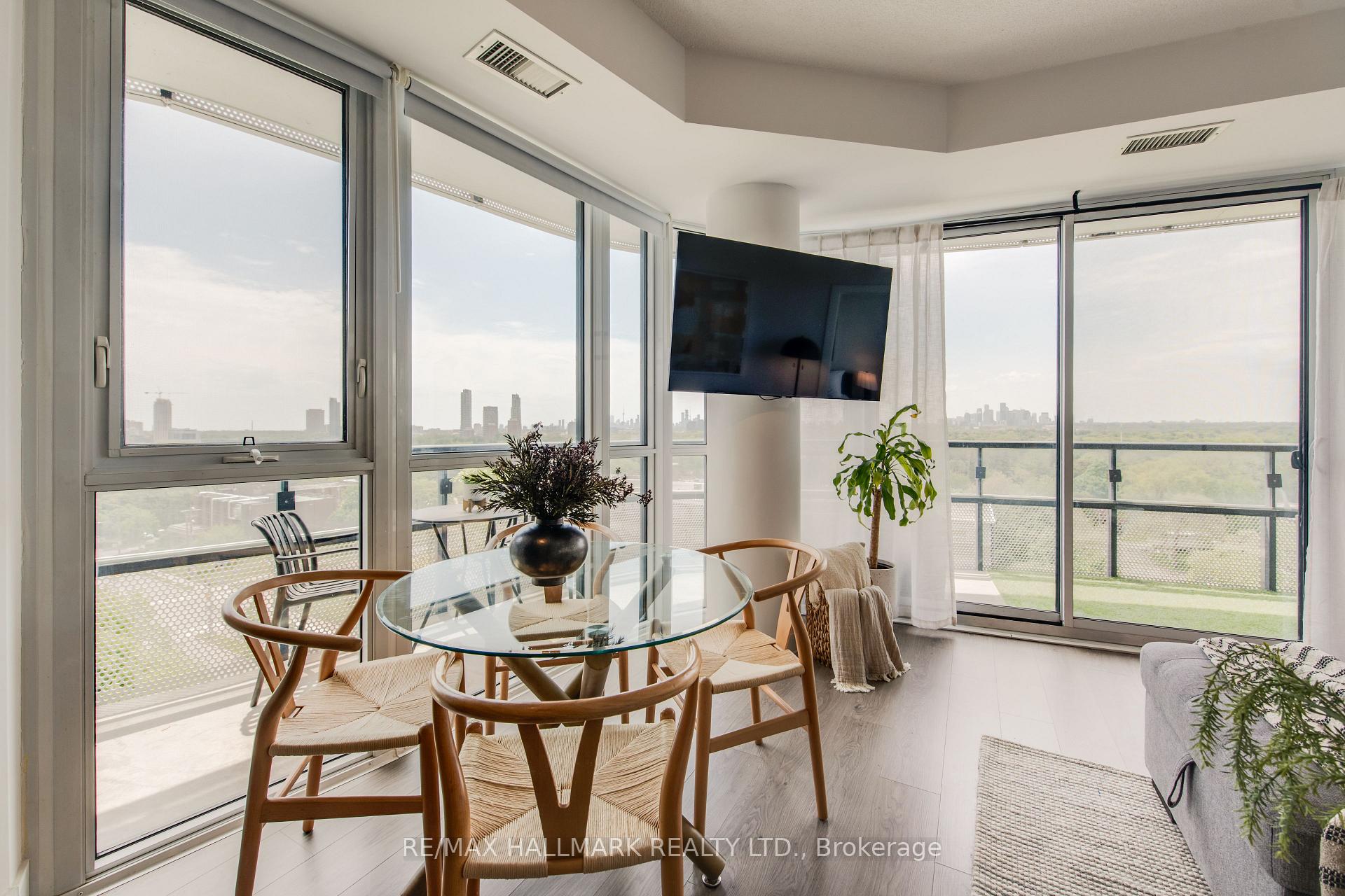 923 - 99 The Donway W Way, Toronto, ON M3C 0N8