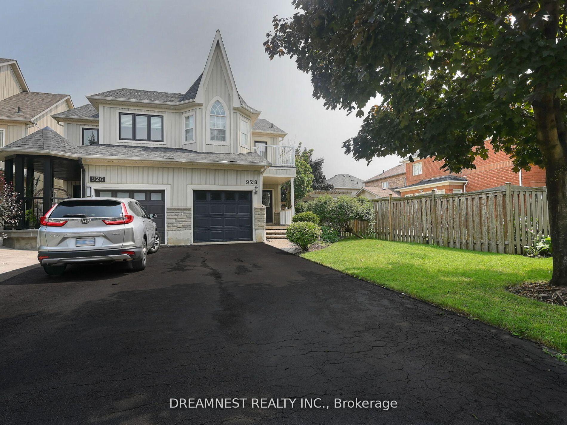 928 Golden Farmer Way, Mississauga, ON L5N 1B4