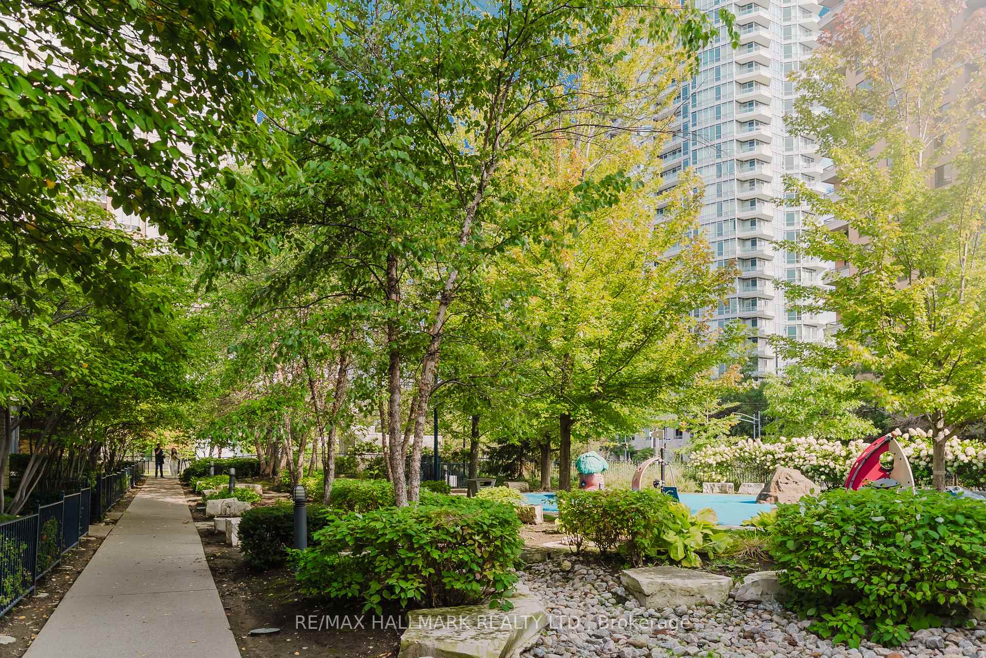 929 - 500 Doris Avenue, Toronto, ON M2N 0C1