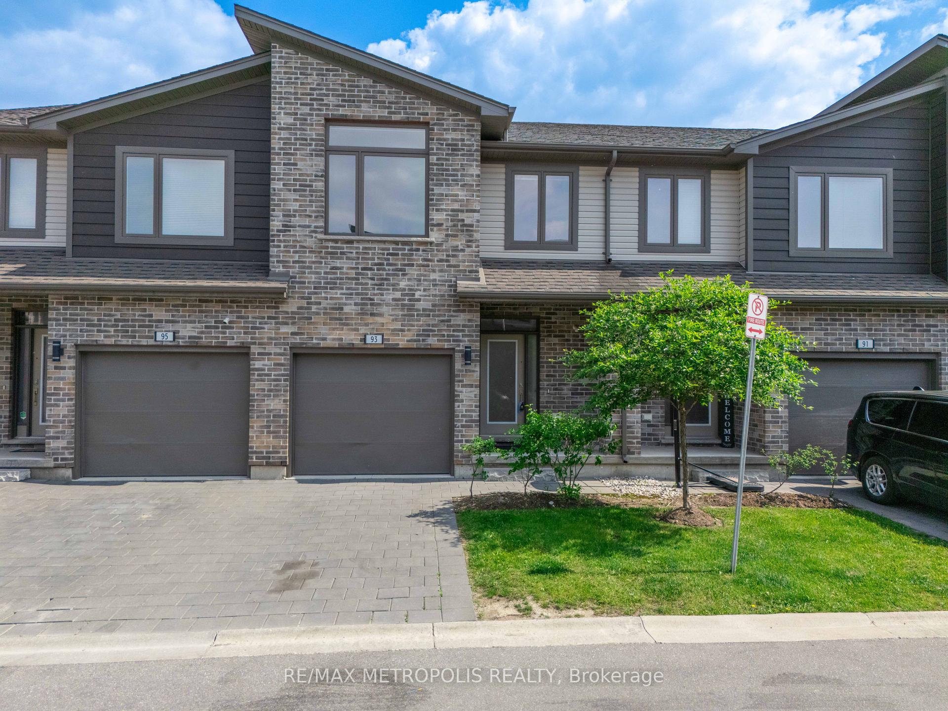 93 - 1960 Dalmagarry Road, London North, ON N6G 5B1