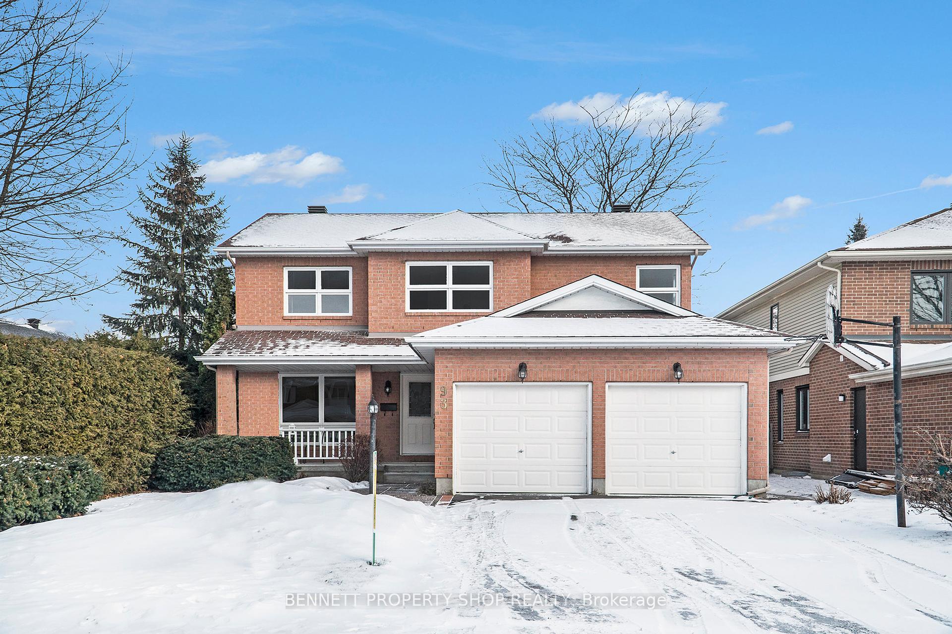 93 SUMMERWALK Place, South of Baseline to Knoxdale, ON K2G 5Y4