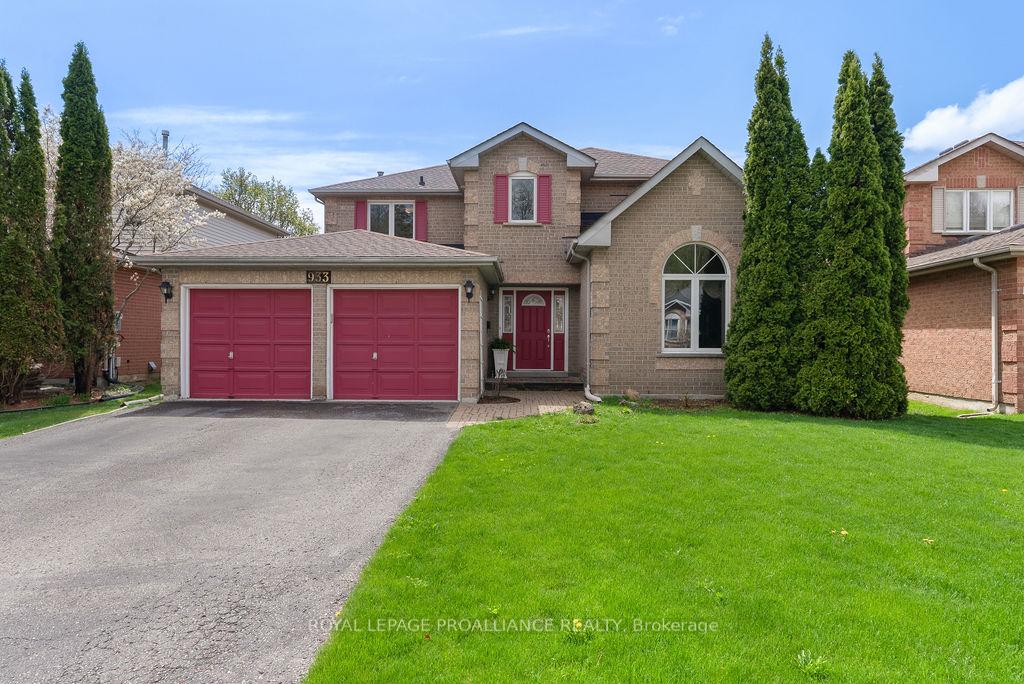 933 Ridge Valley Drive, Oshawa, ON L1K 2G4