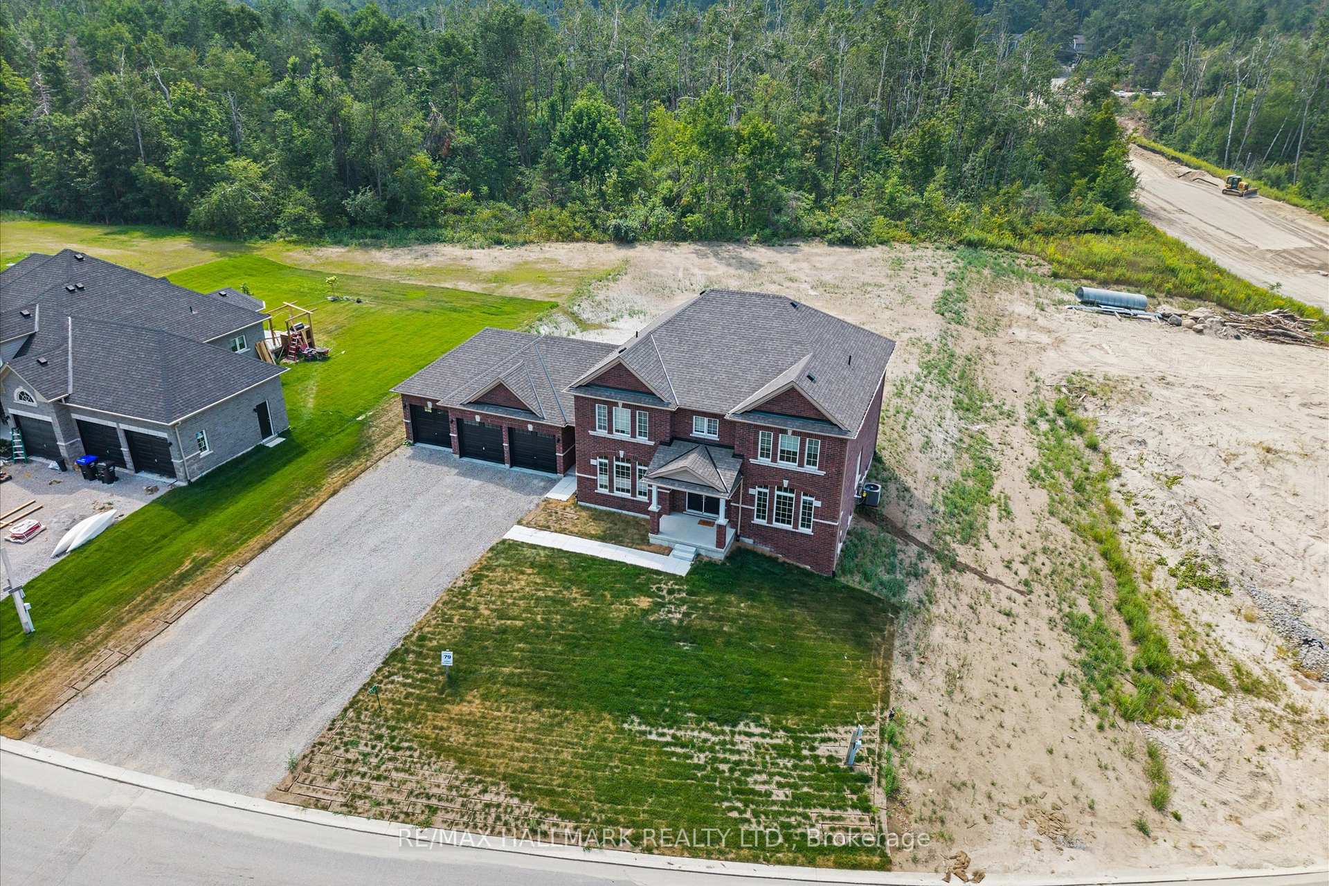 94 Ruby Ridge, Oro-Medonte, ON L0L 2E0