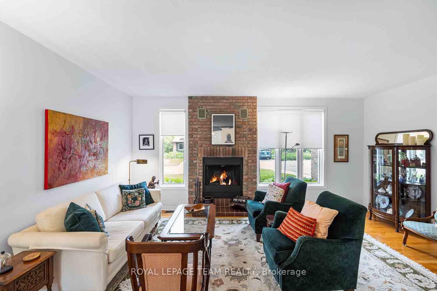 940 Beauclaire Drive, Orleans - Convent Glen and Area, ON K1C 2J3