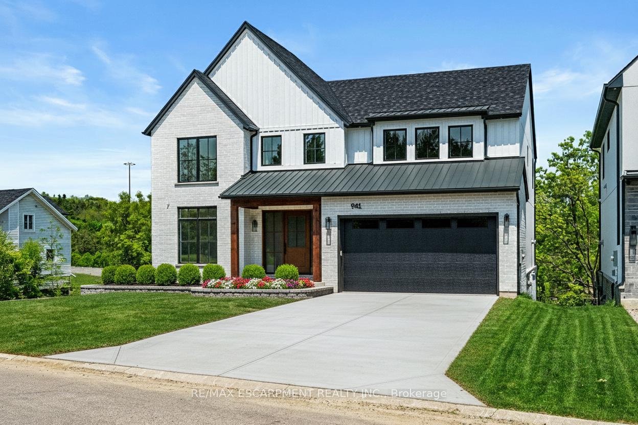 941 Old Mohawk Road, Hamilton, ON L9G 3K9