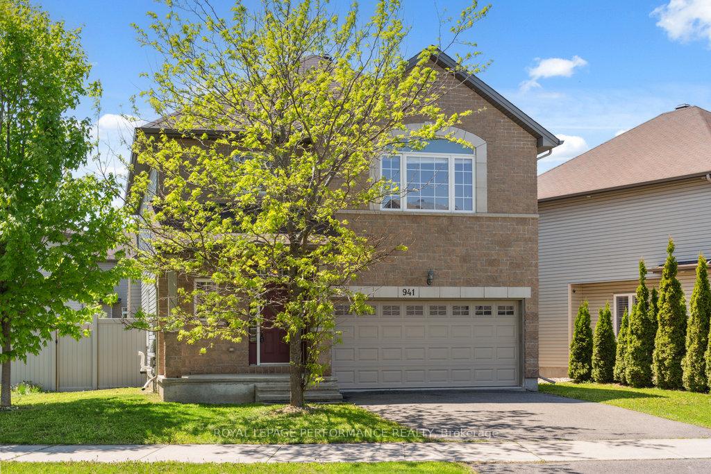 941 Rotary Way, Leitrim, ON K1T 0L2