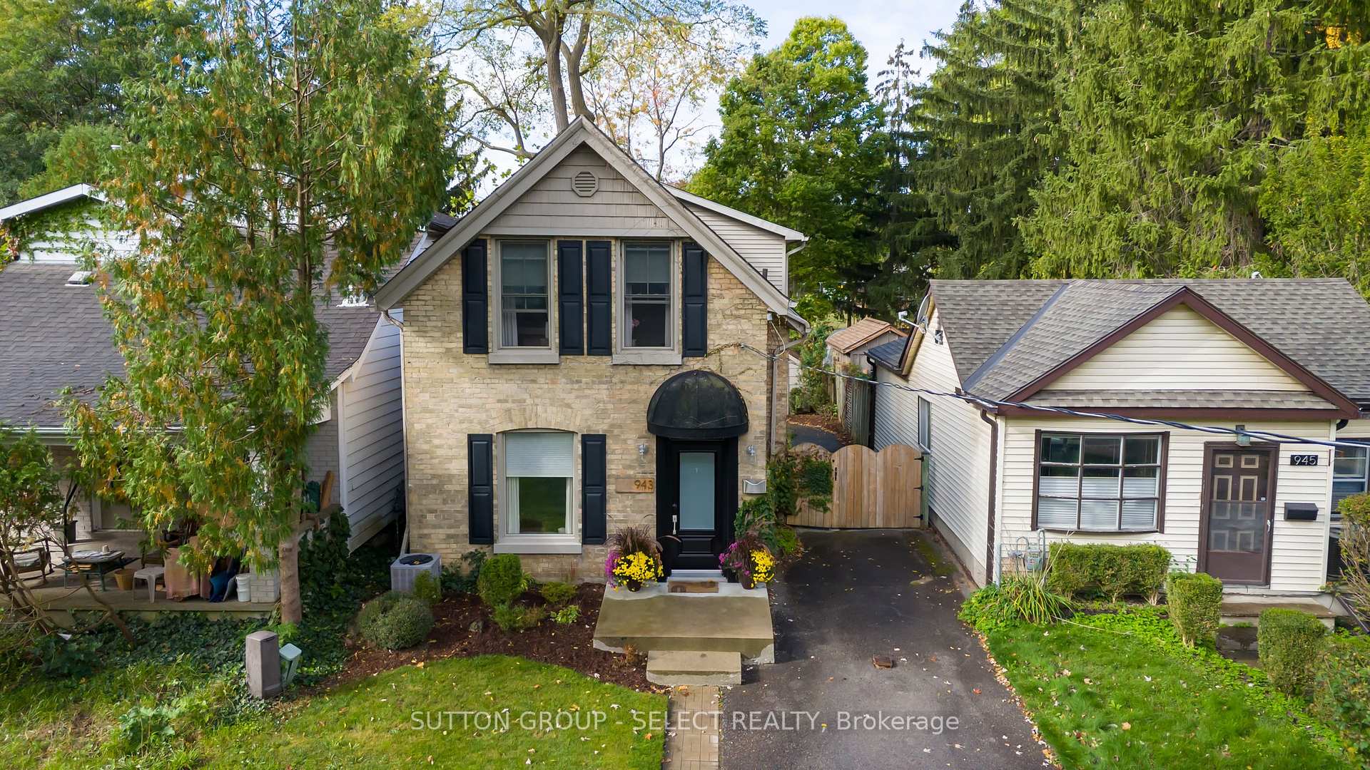 943 Colborne Street, London, ON N6A 4A5