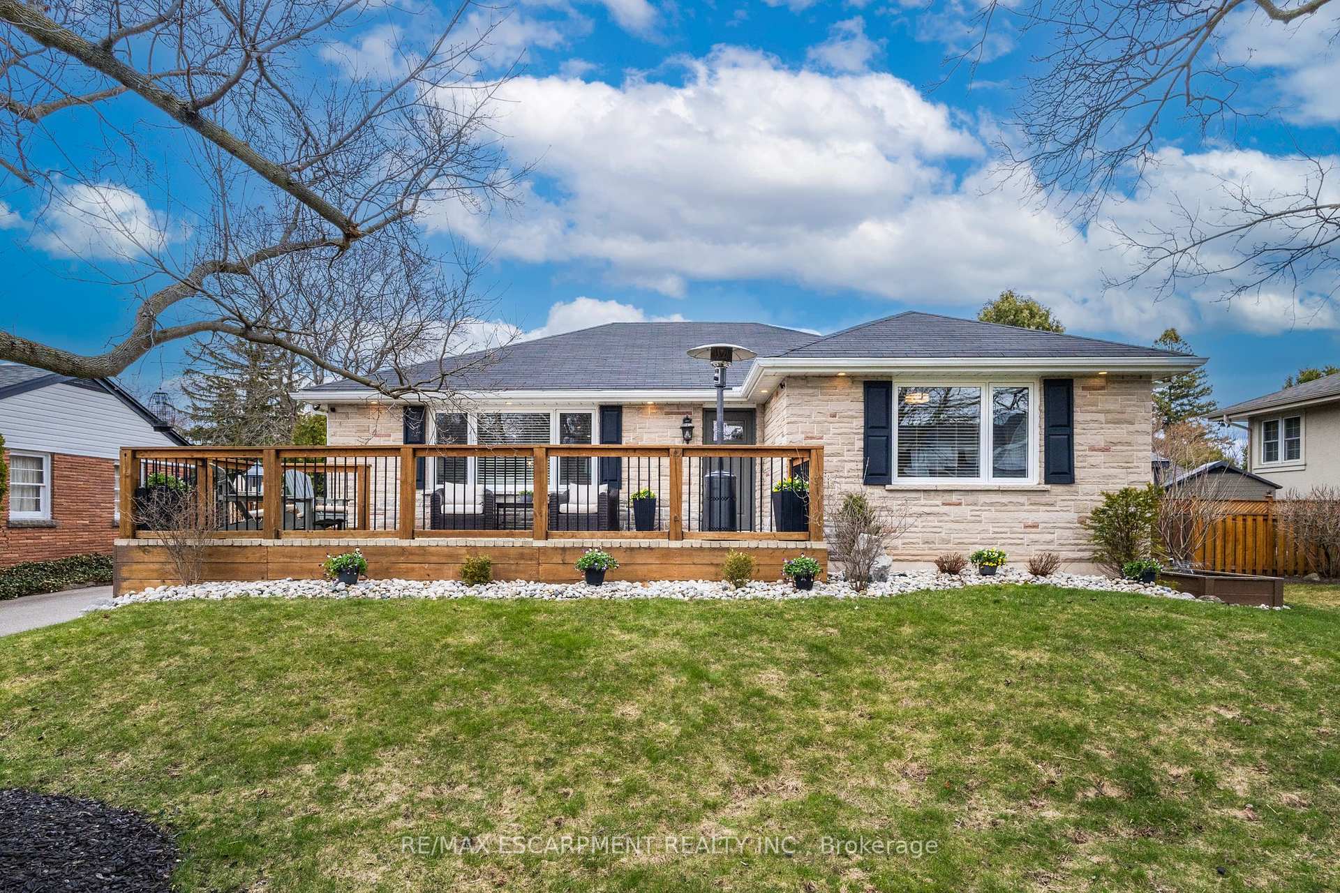 947 Easterbrook Avenue, Burlington, ON L7T 1P9