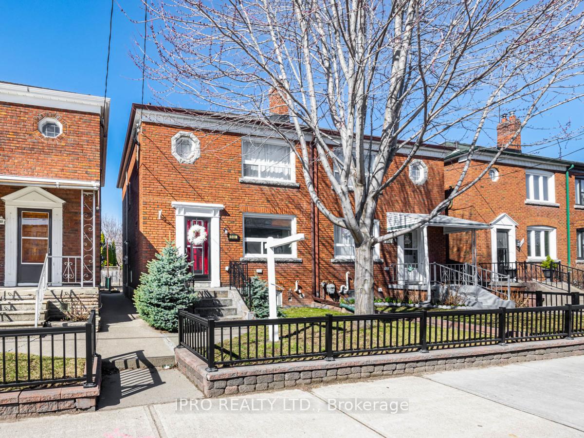 948 Pape Avenue, Toronto, ON M4K 3V5