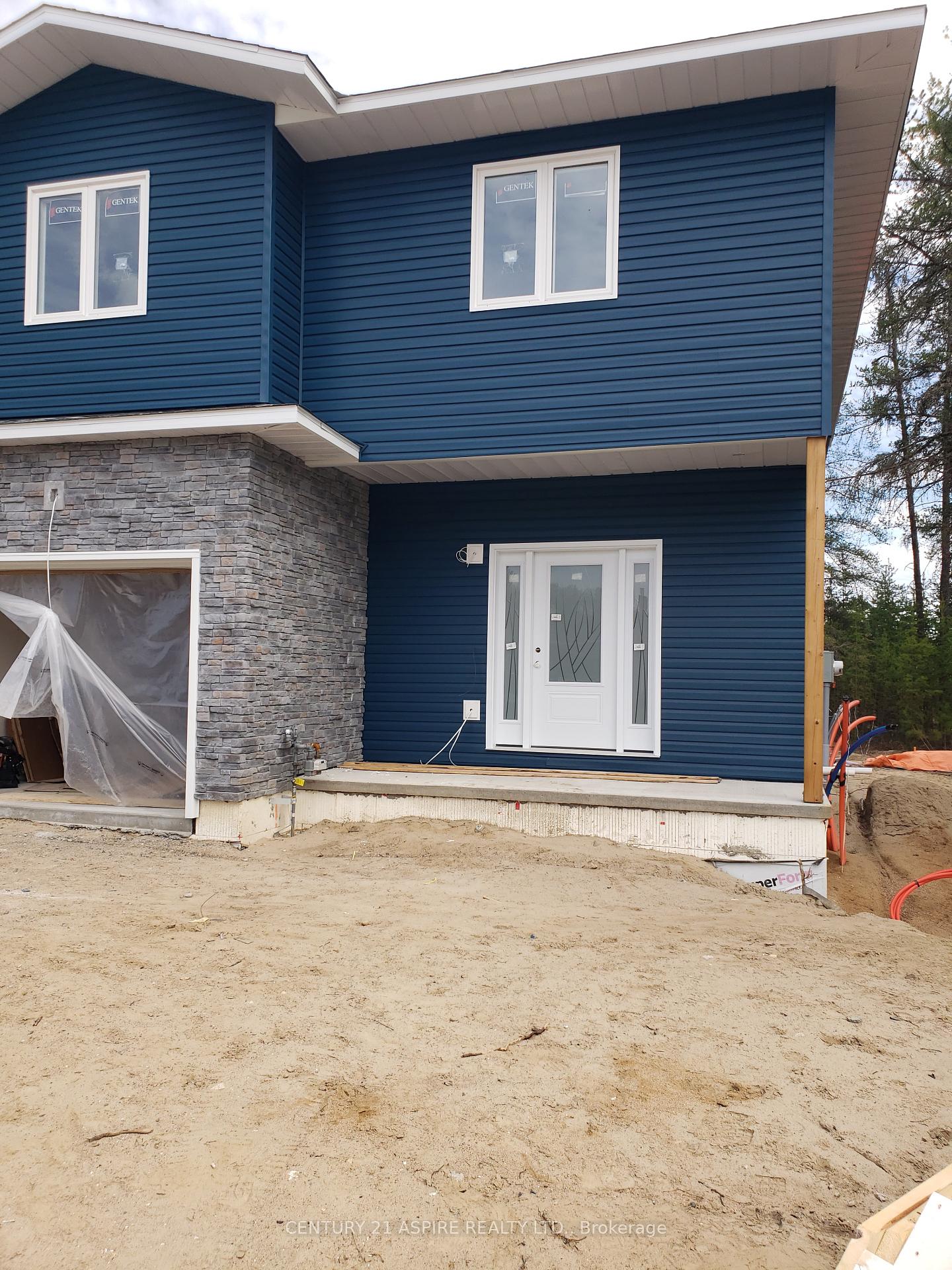 94A Frontenac Crescent, Deep River, ON K0J 1P0