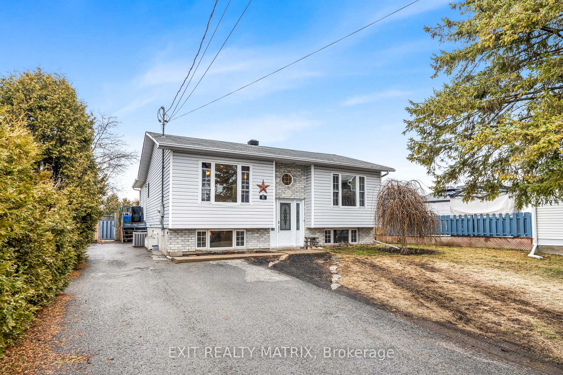 95 St James Street, North Glengarry, ON K0C 1A0