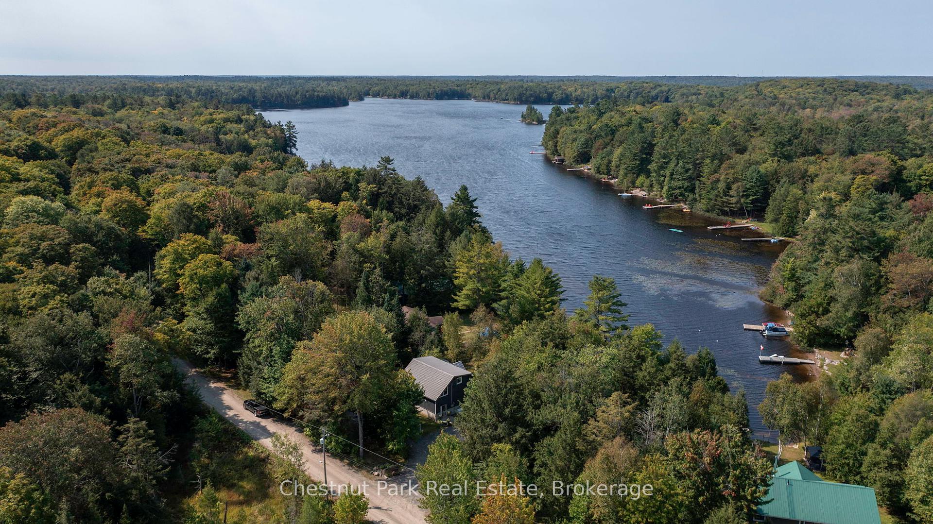 954 Dickie Lake Road, Lake of Bays, ON P0B 1A0