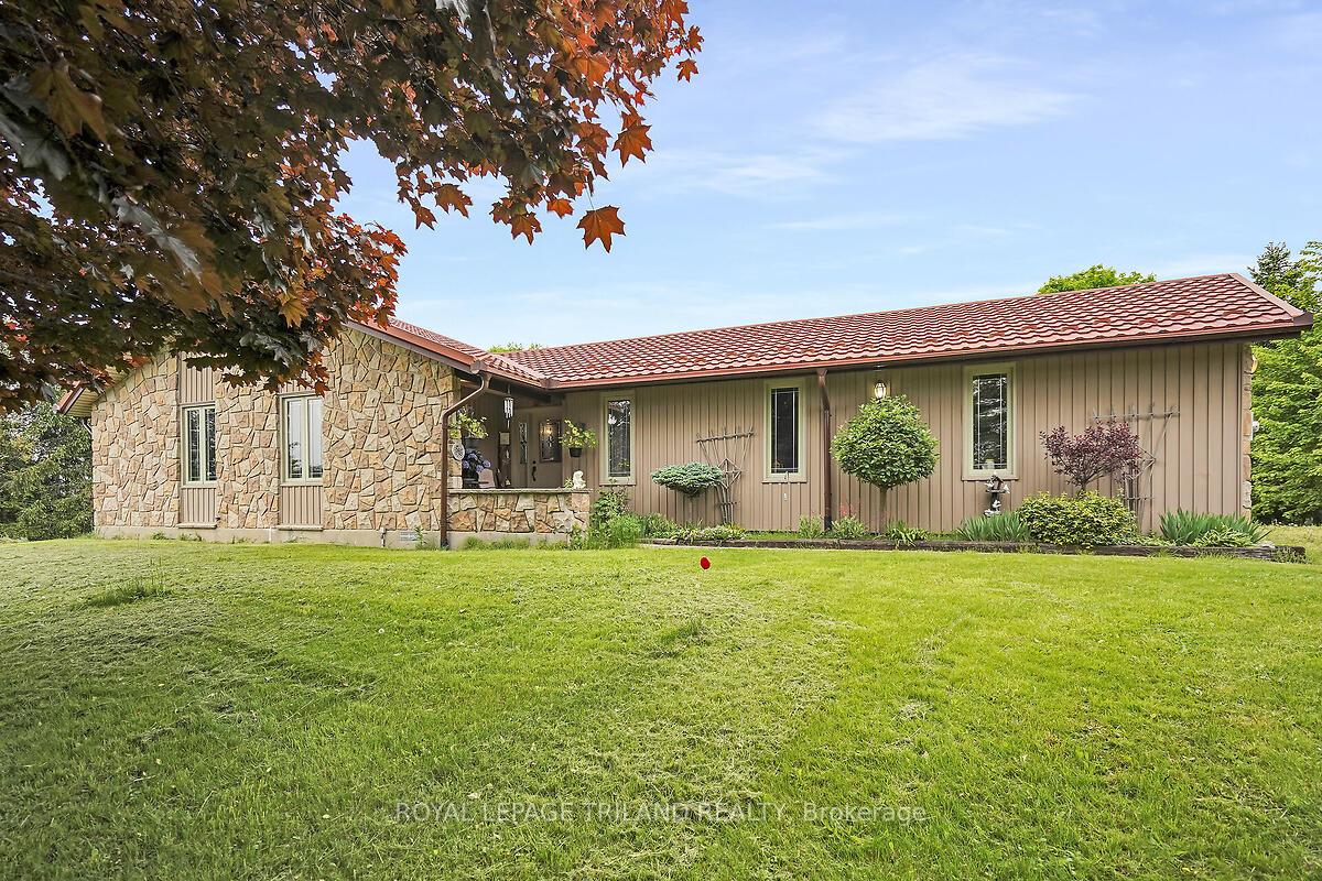 9580 Sinclair Drive, Middlesex Centre, ON N0M 2A0