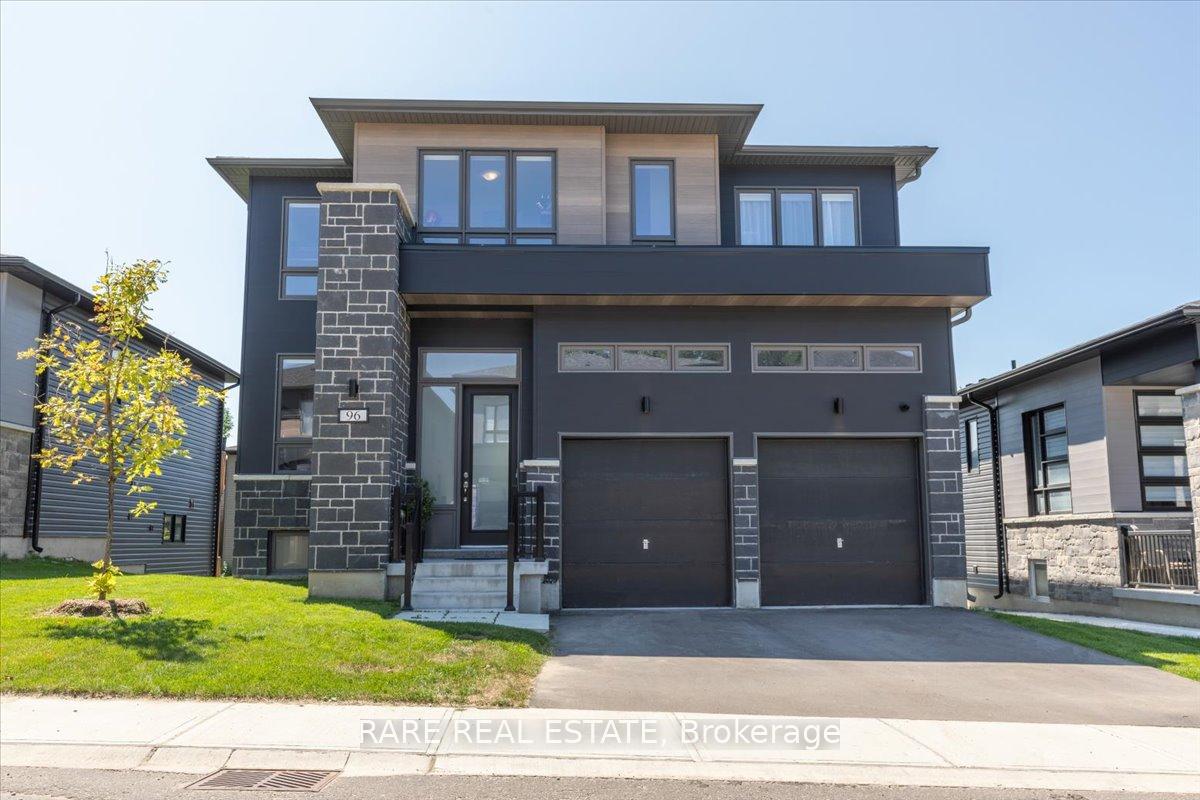 96 Berkely Street, Wasaga Beach, ON L9Z 0K5