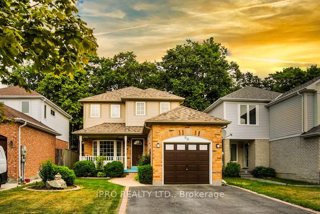 96 Copeman Crescent, Barrie, ON L4N 8B3