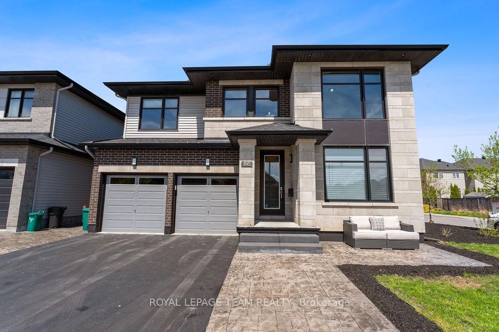 96 Palfrey Way, Kanata, ON K2V 0B3