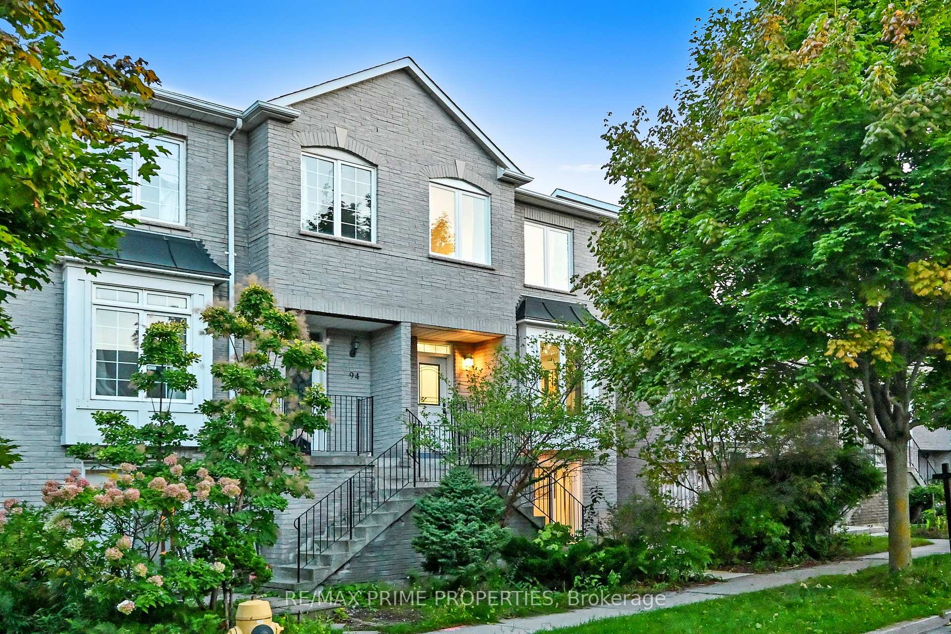 96 Sunway Square, Markham, ON L3P 7X5