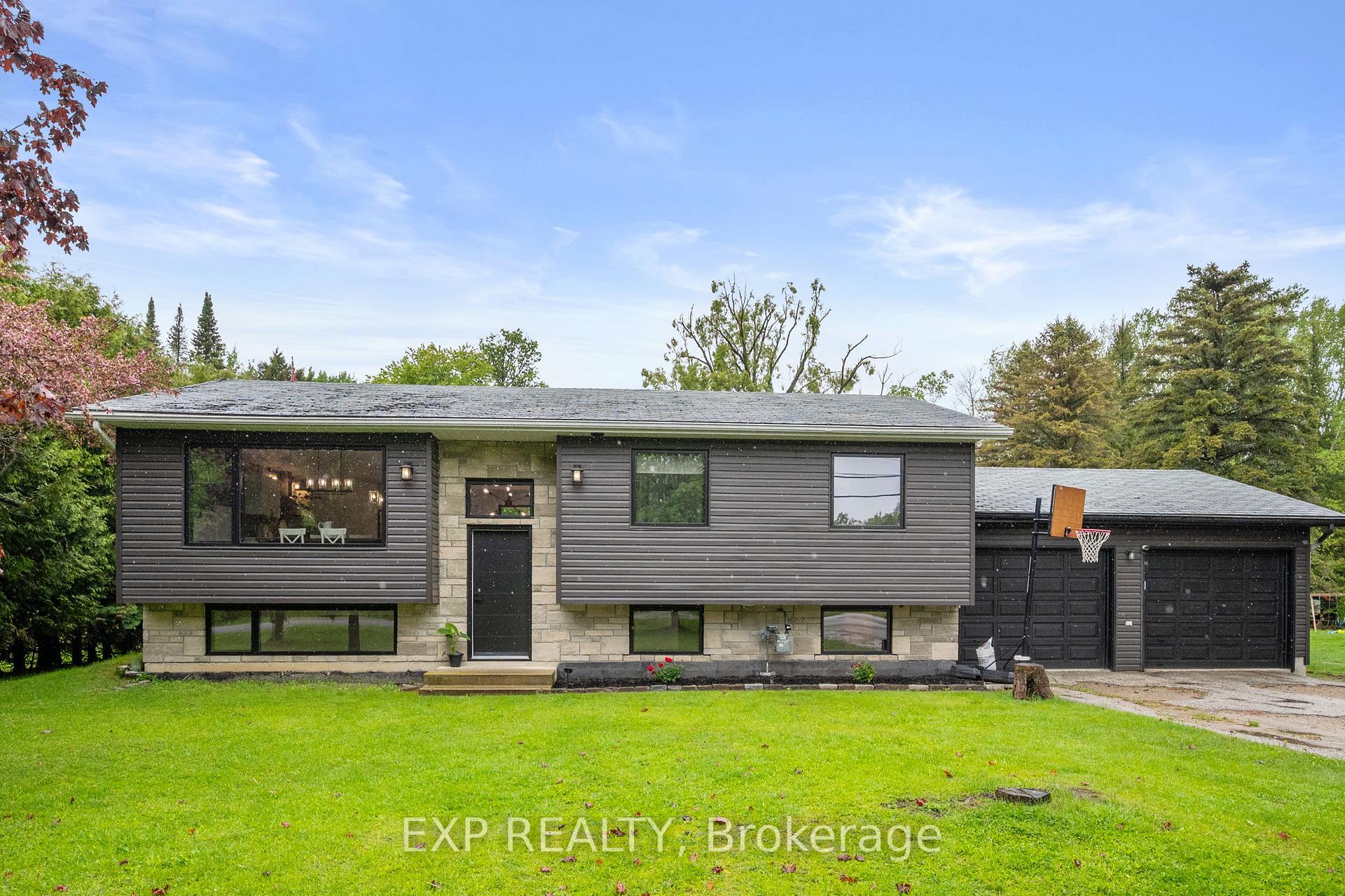 9622 Morning Glory Road, Georgina, ON L0E 1N0