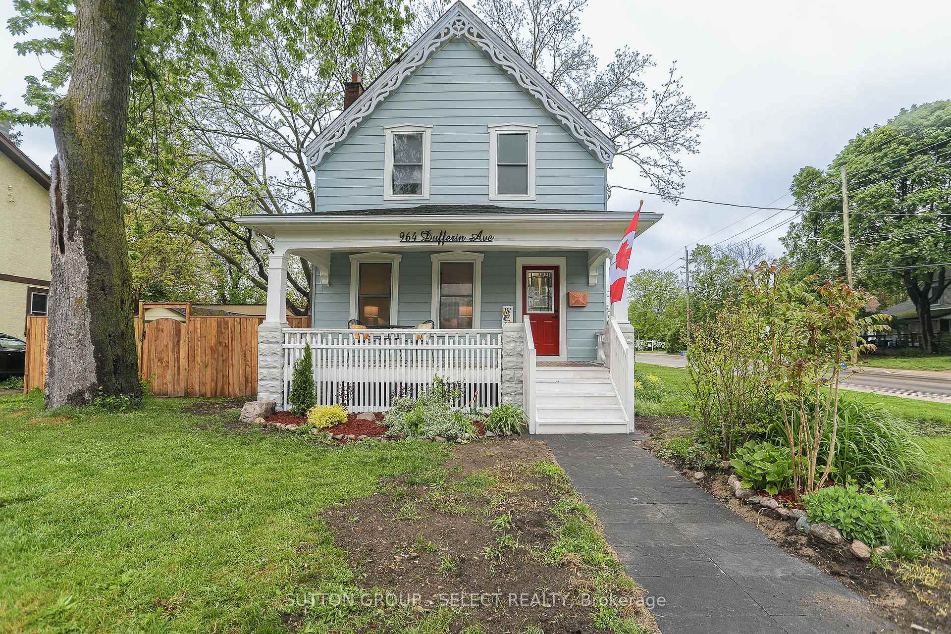 964 Dufferin Avenue, London East, ON N5W 3K2