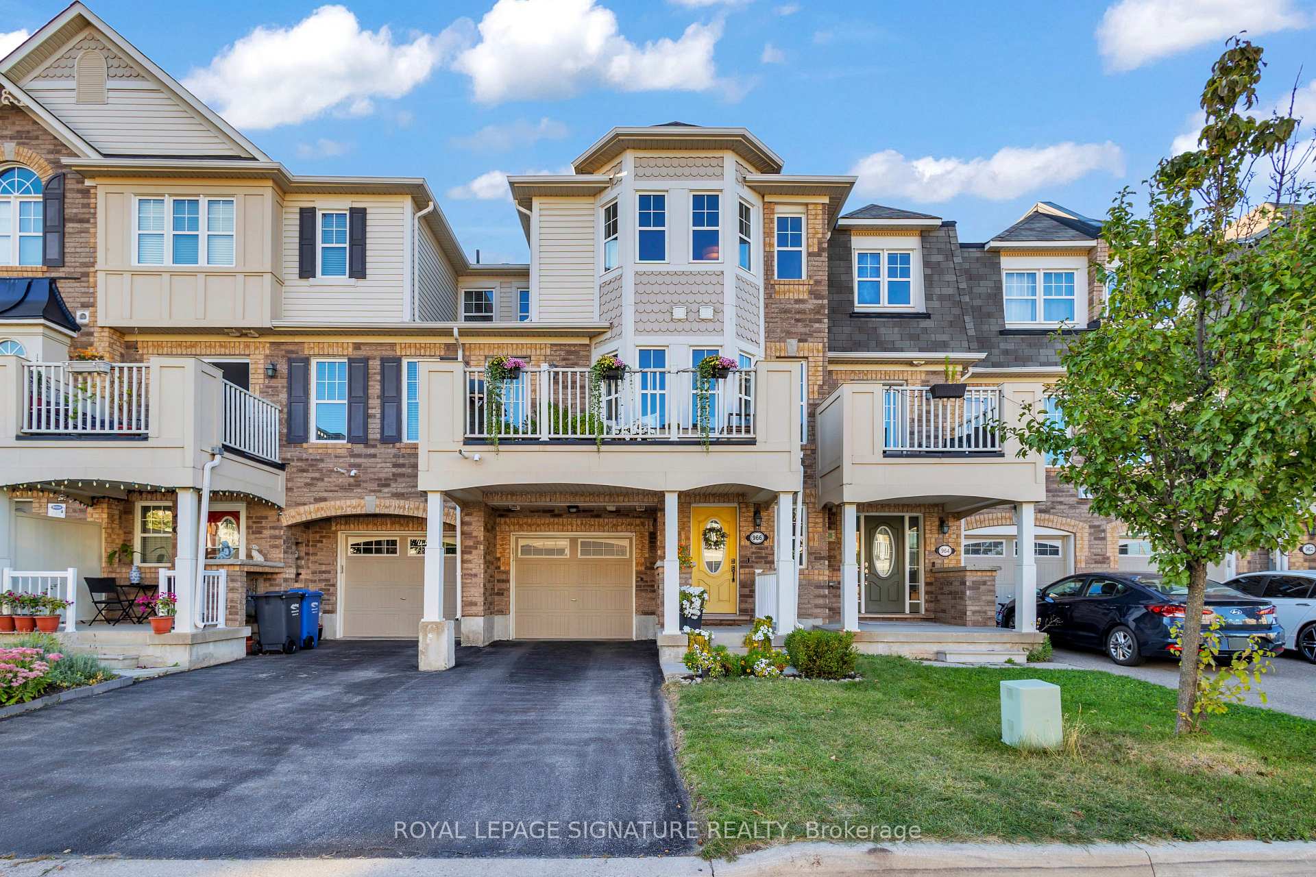 966 Nadalin Heights, Milton, ON L9T 8R2