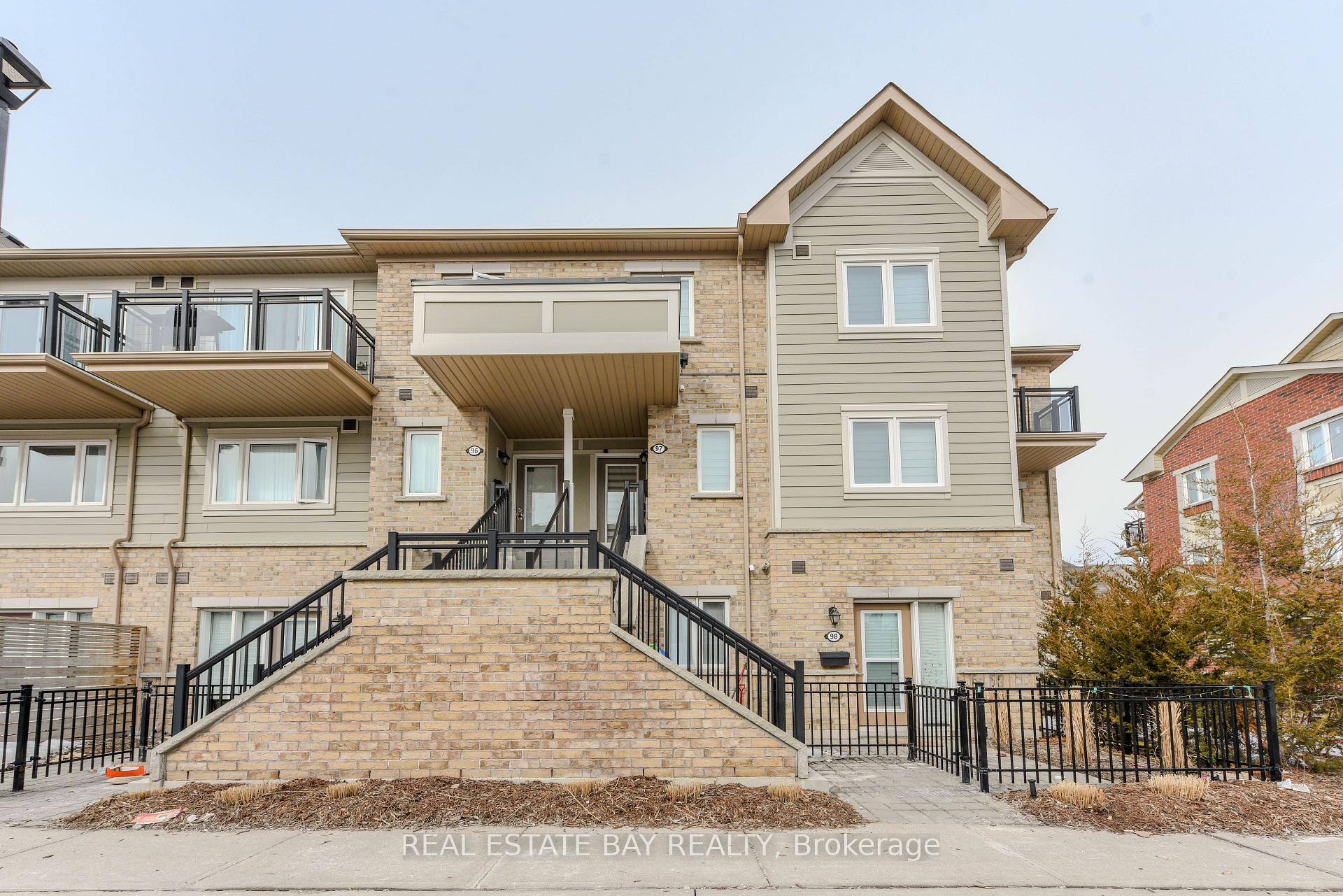 97 - 250 Sunny Meadow Boulevard, Brampton, ON L6R 3Y6