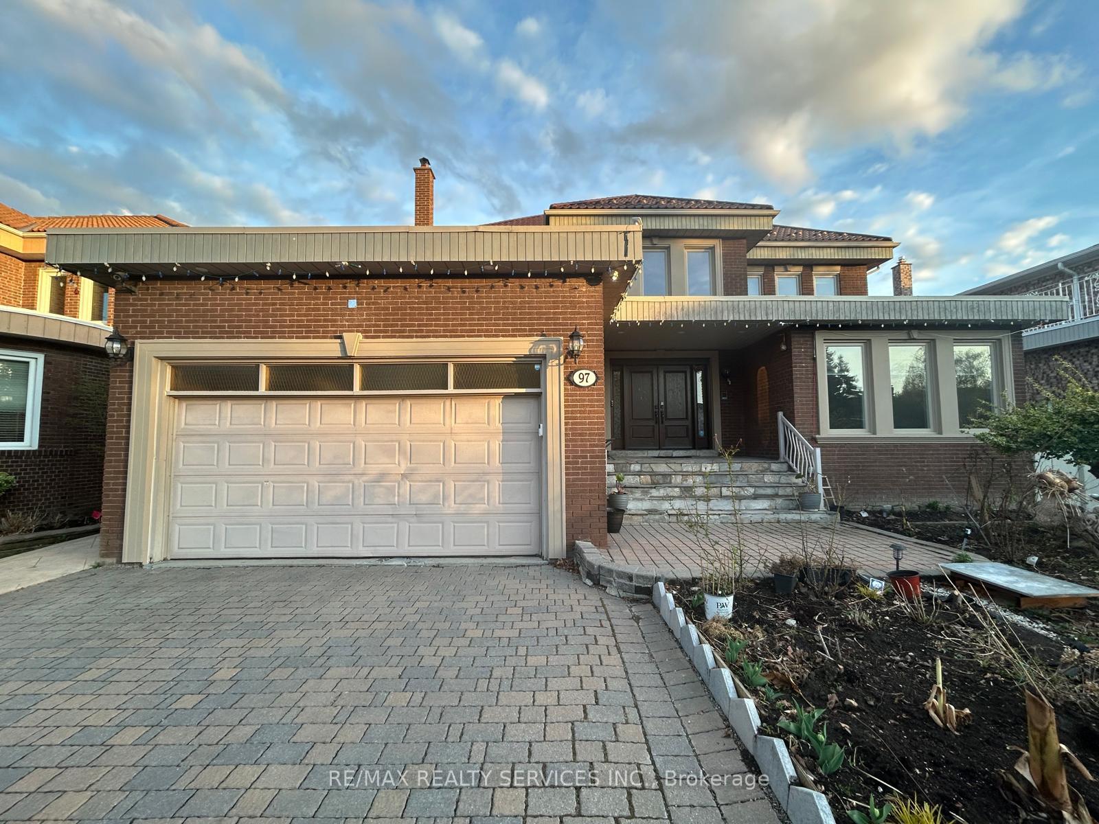97 Wigwoss Drive, Vaughan, ON L4L 2P9