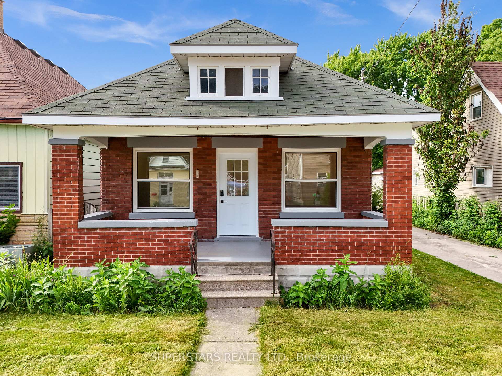 972 Dame Street, London East, ON N5Z 1M6