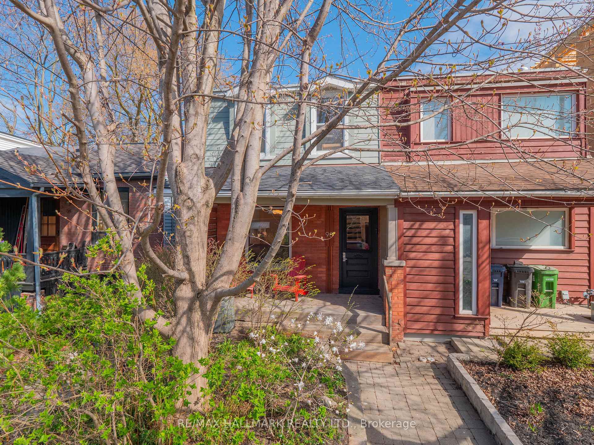 98 Boultbee Avenue, Toronto, ON M4J 1B3