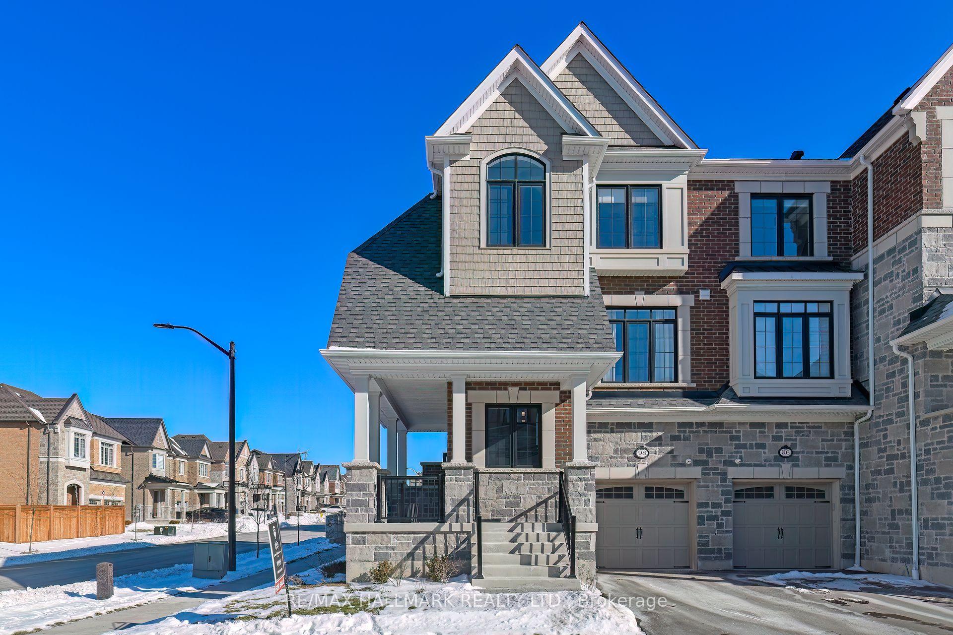 98 Dorian Drive, Whitby, ON L1P 0C8