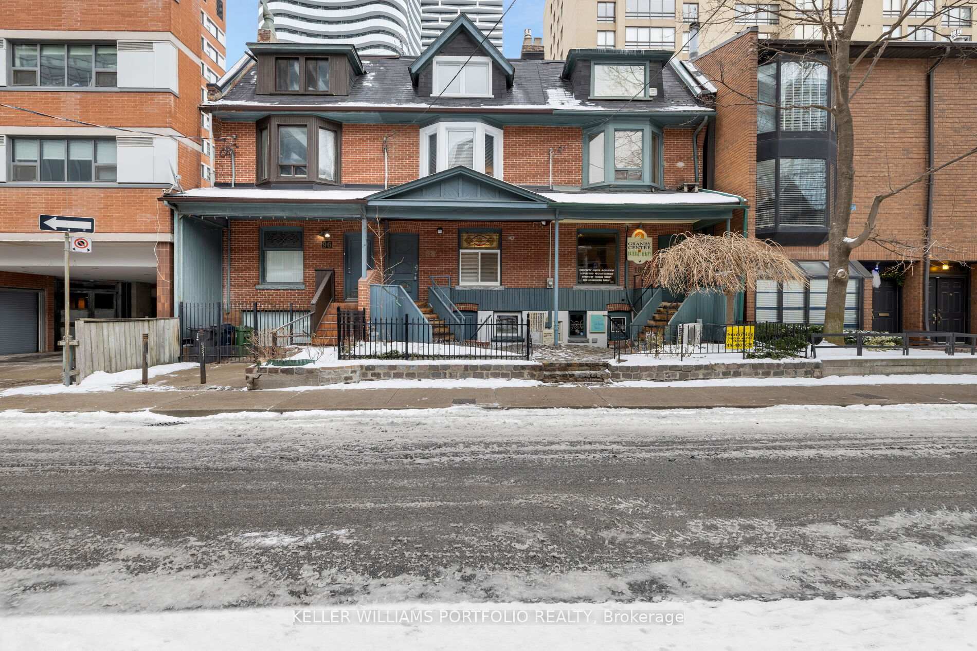 98 Granby Street, Toronto, ON M5B 1J1