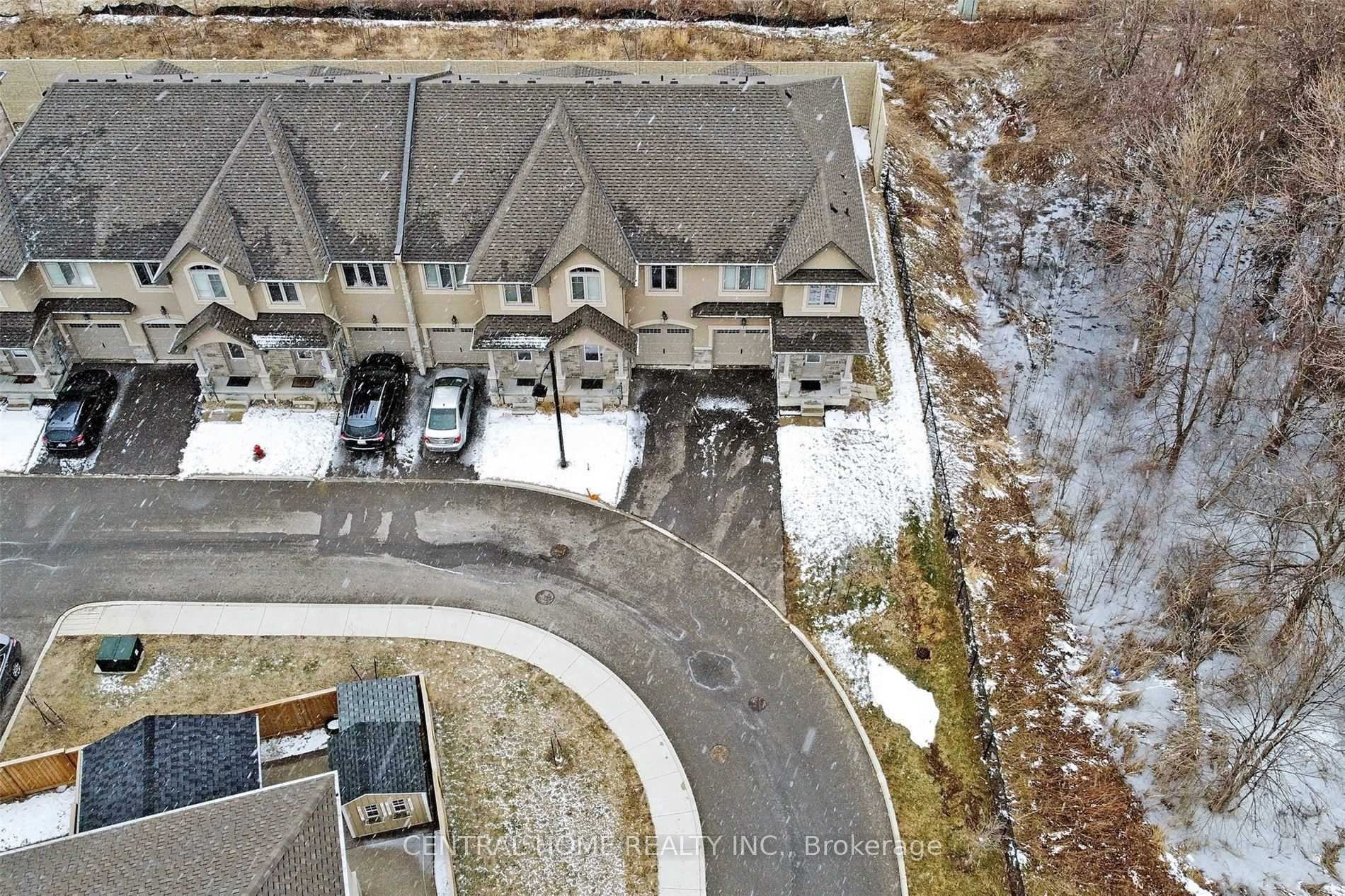 98 Shoreview Place, Hamilton, ON L8E 0J4