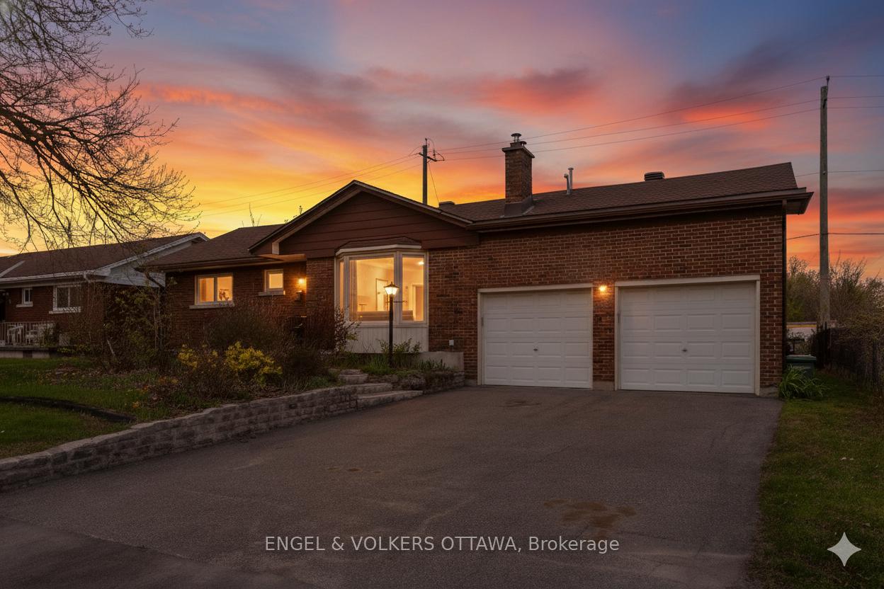 989 Connaught Avenue, Britannia Heights - Queensway Terrace N and Area ...