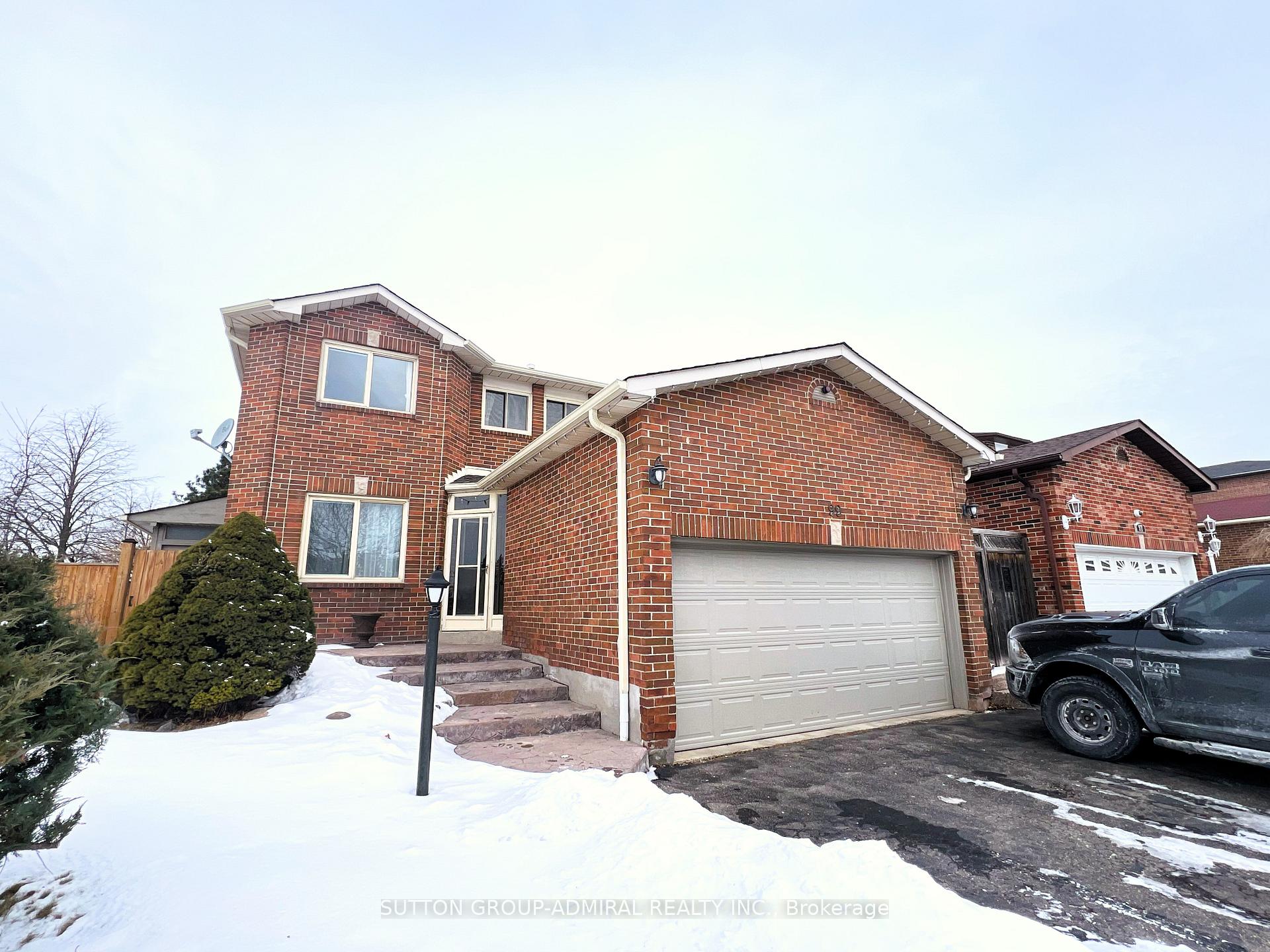 99 Castlehill Road, Brampton, ON L6X 4C3