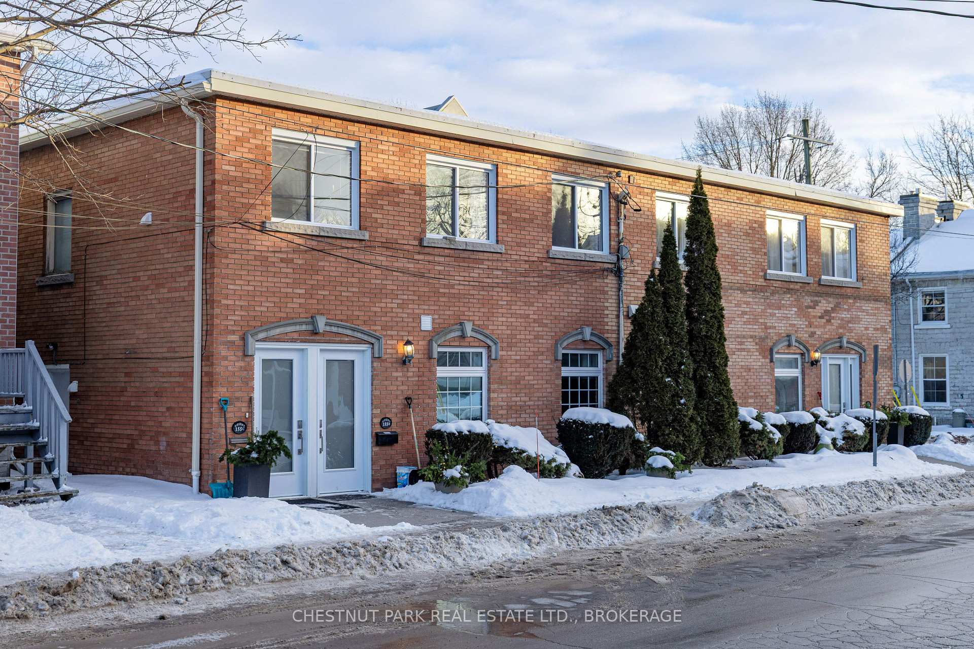 99 Earl Street, Kingston, ON K7L 2G8