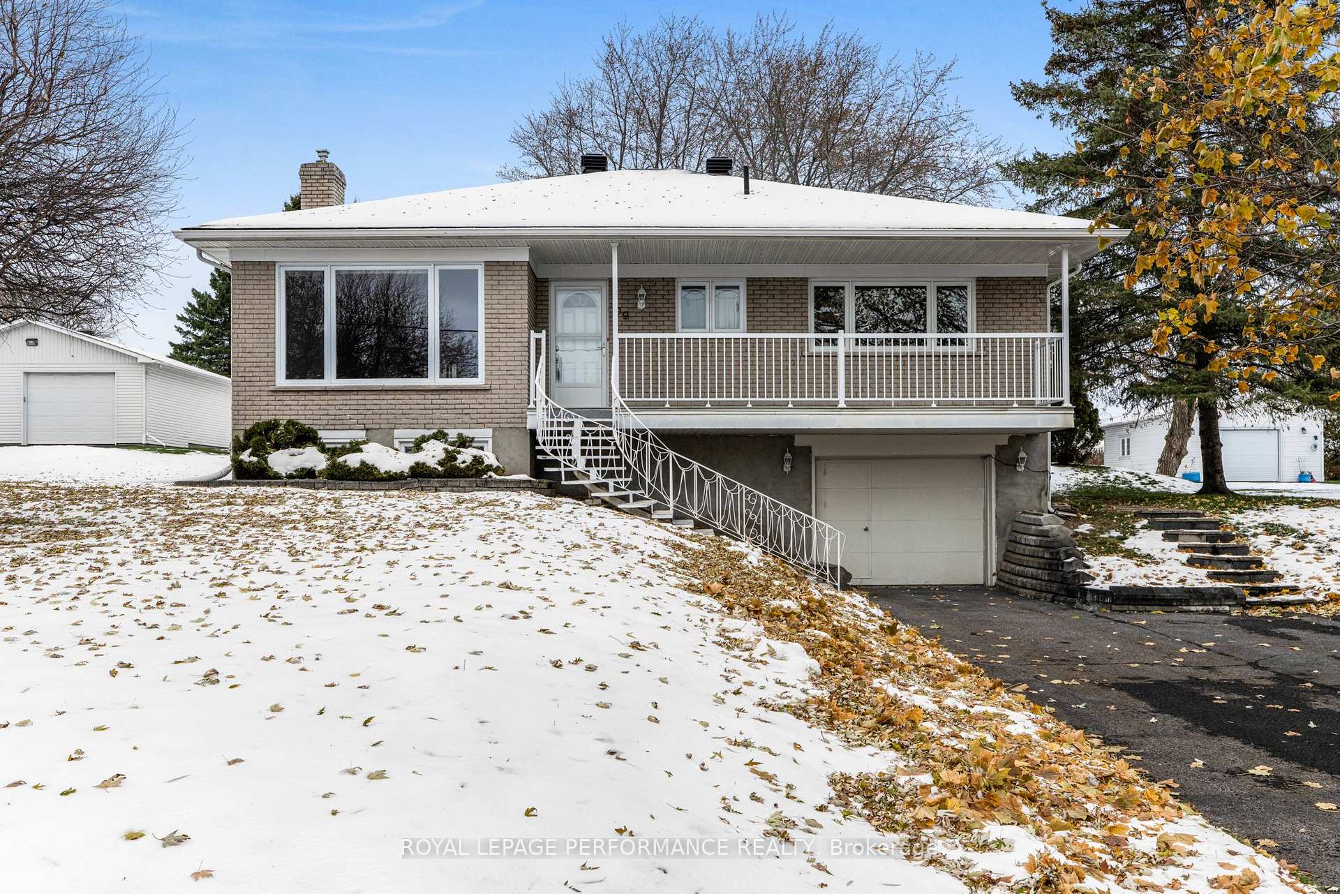99 John Street, Champlain, ON K0B 1K0