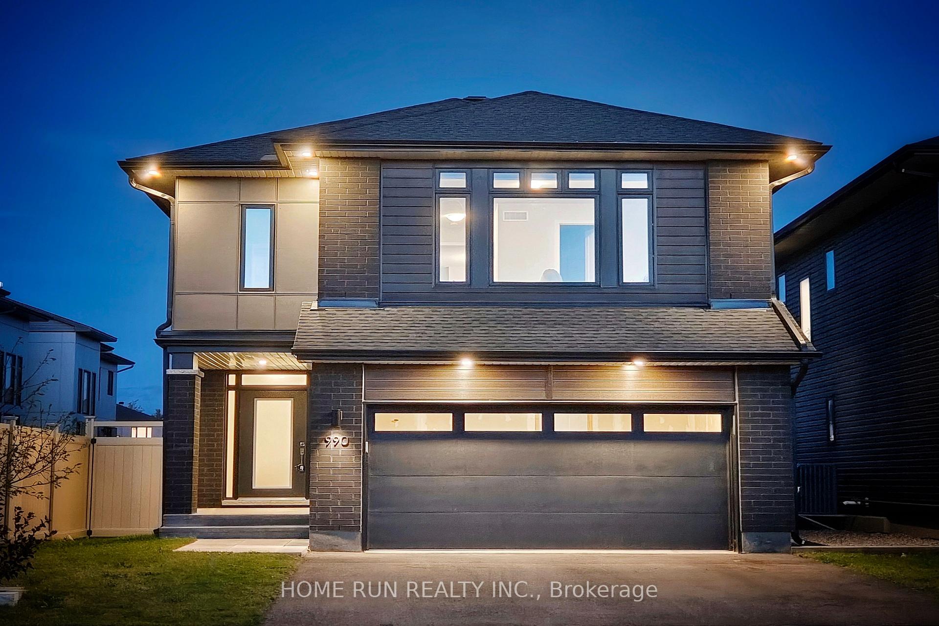 990 Brian Good Avenue, Blossom Park - Airport and Area, ON K4M 0R3