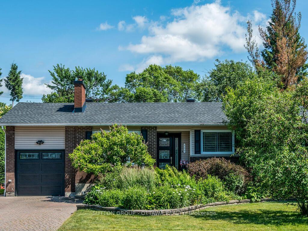 998 Harkness Avenue, Billings Bridge - Riverside Park and Area, ON K1V 6P2