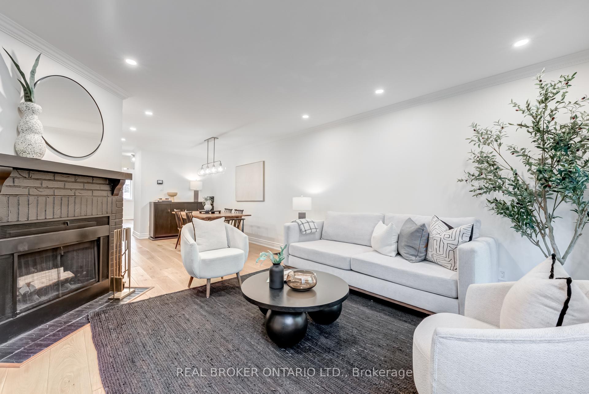 A - 42 Shank Street, Toronto, ON M6J 3T9