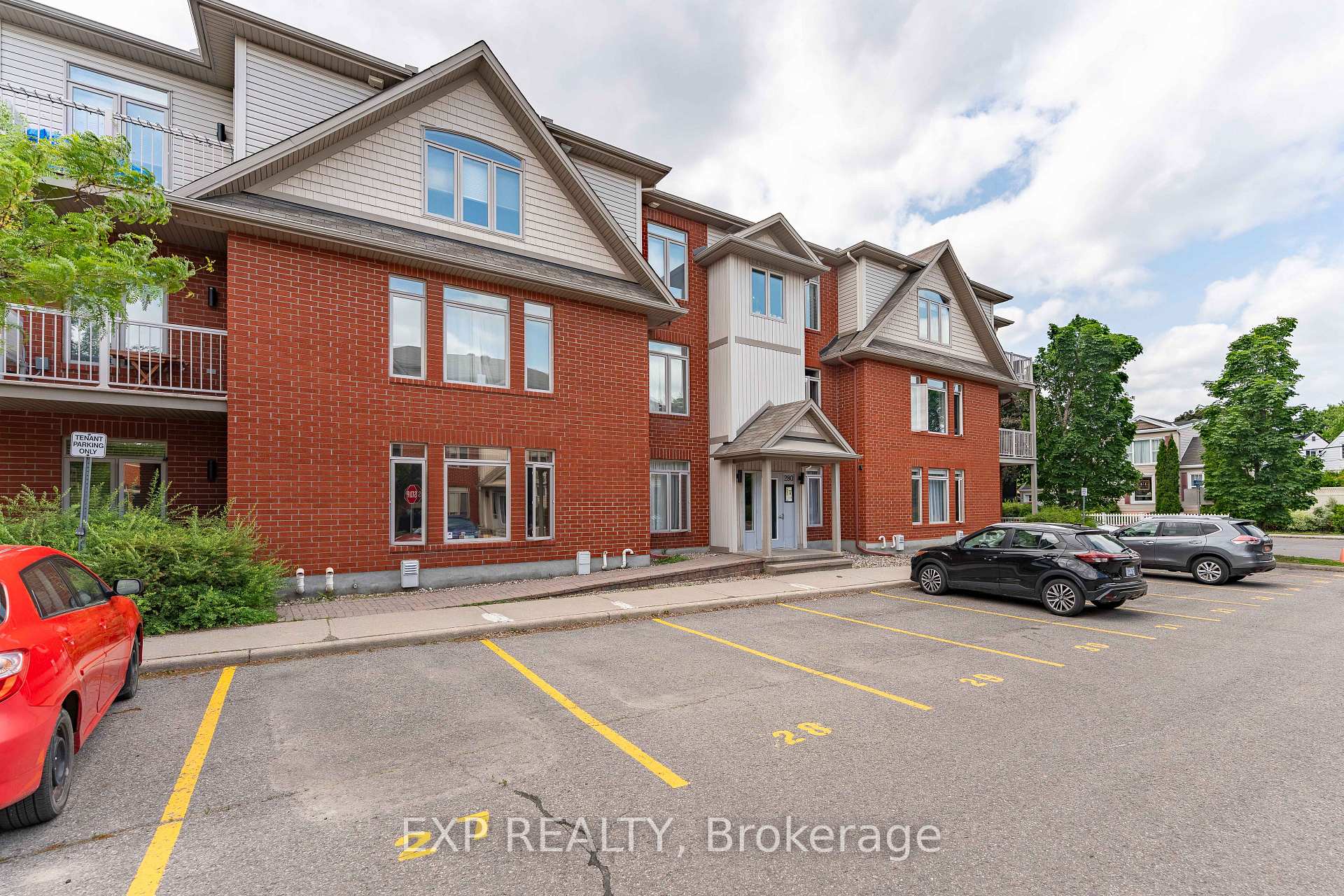 B - 280 Meilleur Private, Vanier and Kingsview Park, ON K1L 0A2