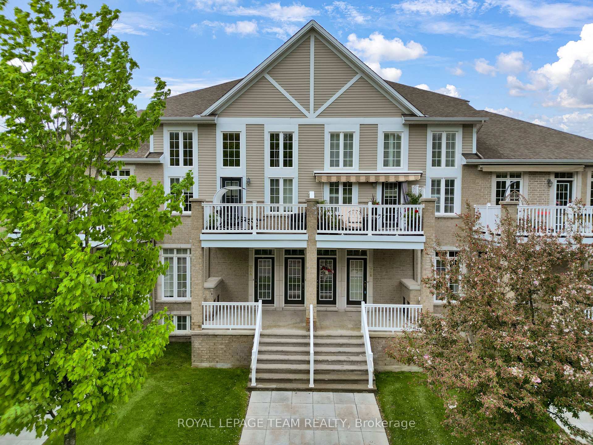 B - 96 Stonehaven Drive, Kanata, ON K2M 0C4