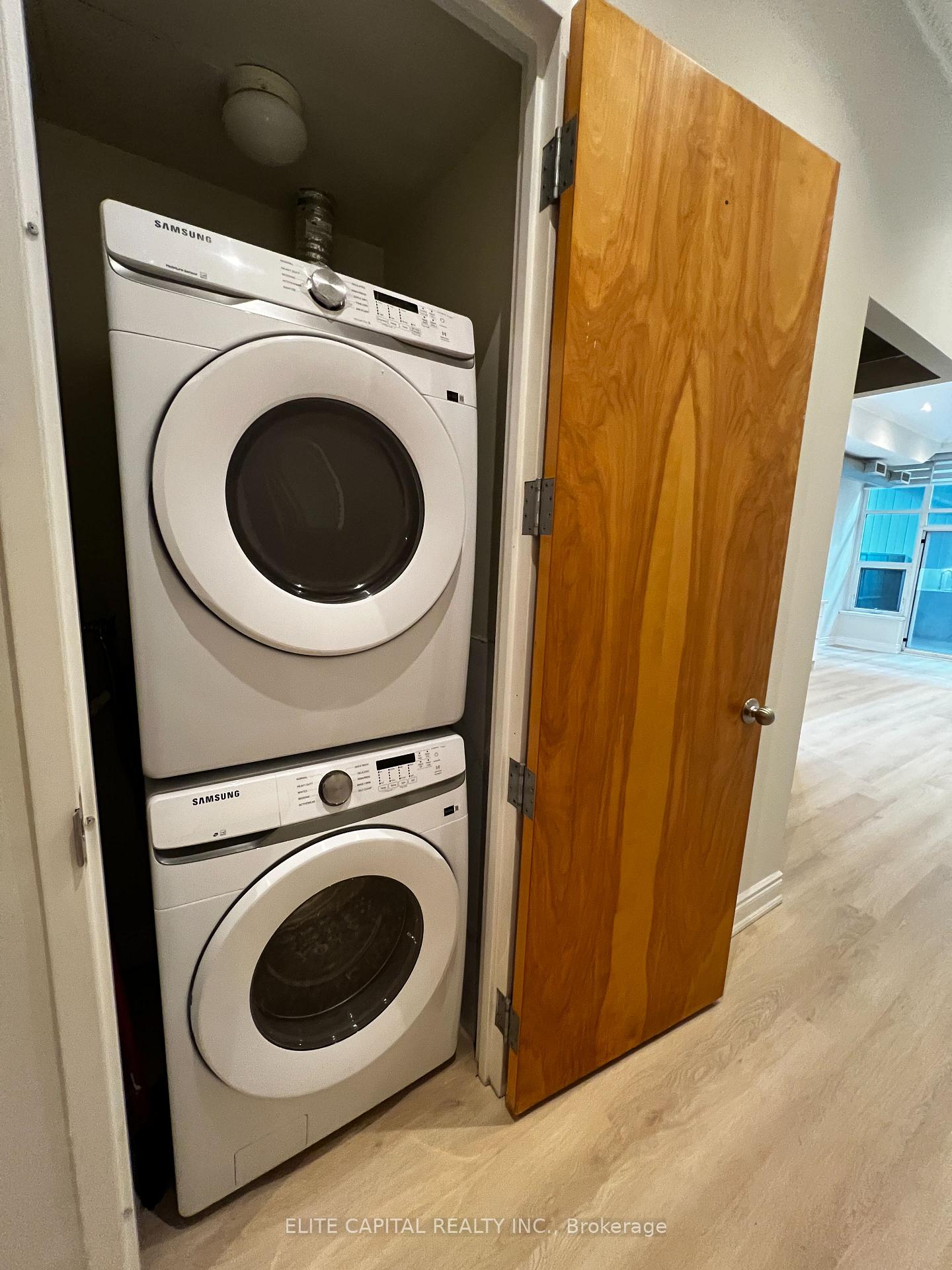 B02 - 135 Dalhousie Street, Toronto, ON M5B 2S1